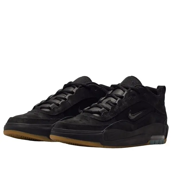 Nike Max Ishod Sneakers
