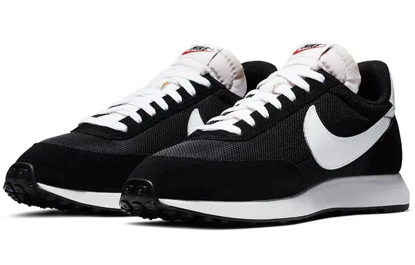 Nike Tailwind 79 Sneakers - Black