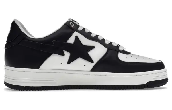 A BATHING APE Sta Low Top Sneakers - Default Colorway