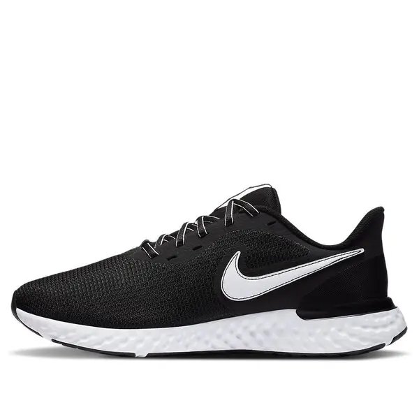Nike Revolution 5 Ext Low Top Sneakers