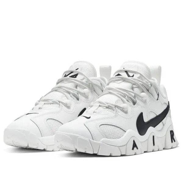 Nike Barrage Low Sneakers
