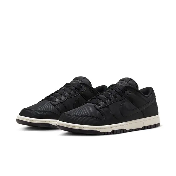 Nike Dunk Low 'black Woodgrain' Sneakers