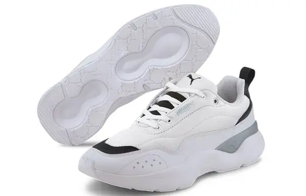 PUMA Lia Sneakers