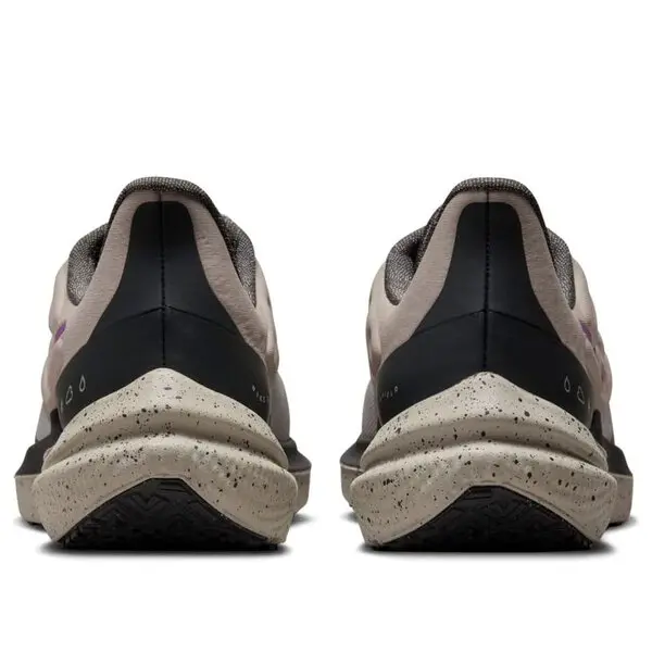 Nike Zoom Winflo Shield Running Shoes - Grey