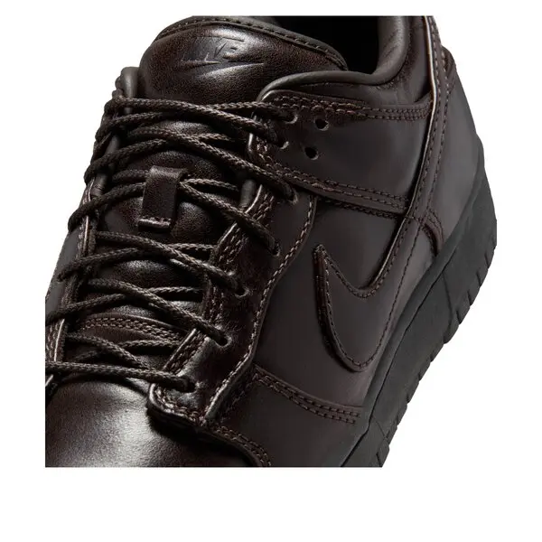 Nike Dunk Low - Brown