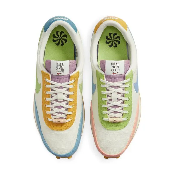 Nike Daybreak Se 'sun Club Worn Blue' Sneakers - White/blue/pink