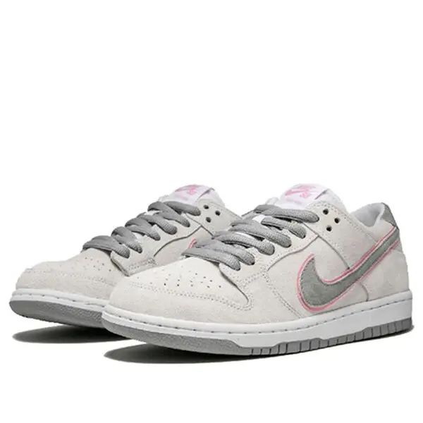 Nike Zoom Dunk Low Pro - White