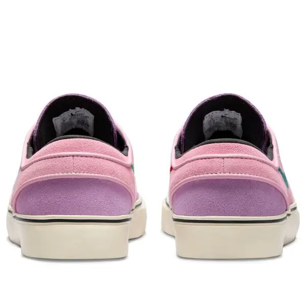 Nike Janoski+ Sneakers