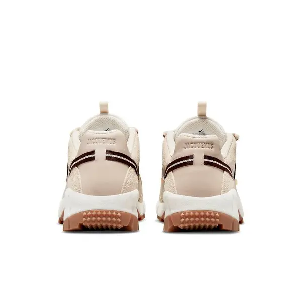 Nike X Jacquemus Air Humara Lx "sail" Sneakers - Light Bone/gold/sail