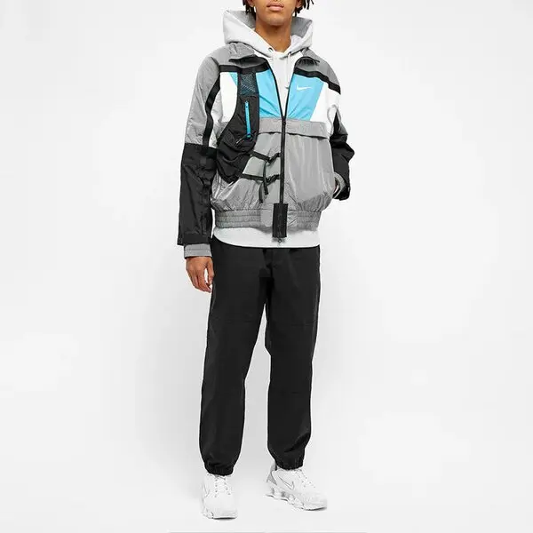 Nike Ispa Series 3m Reflective Zipper Pocket Jacket