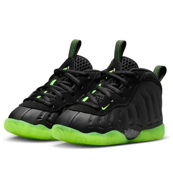 Nike Foamposite One Sneakers