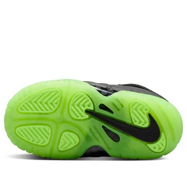 Nike Foamposite One Sneakers