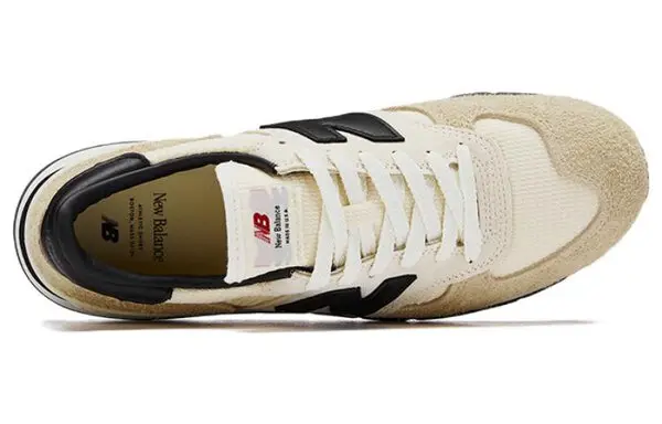NEW BALANCE Teddy Santis X 990v1 Made In Usa Sneakers - Creamyellow