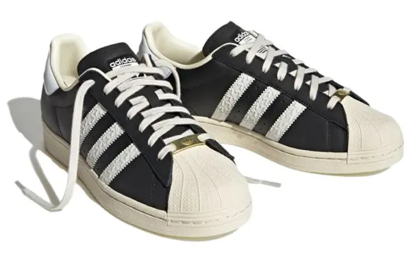 Adidas Originals Superstar Sneakers