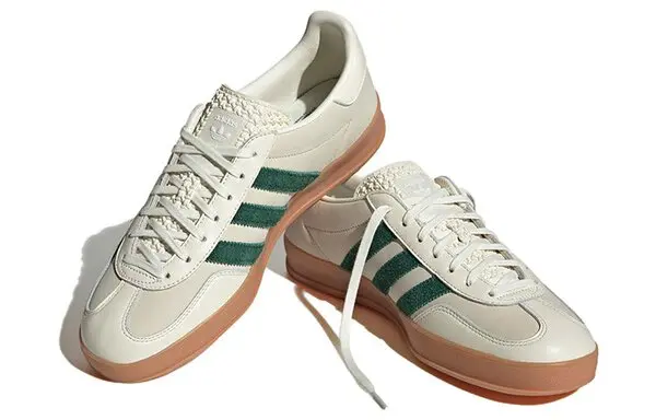 Adidas Gazelle Sneakers - White/cream