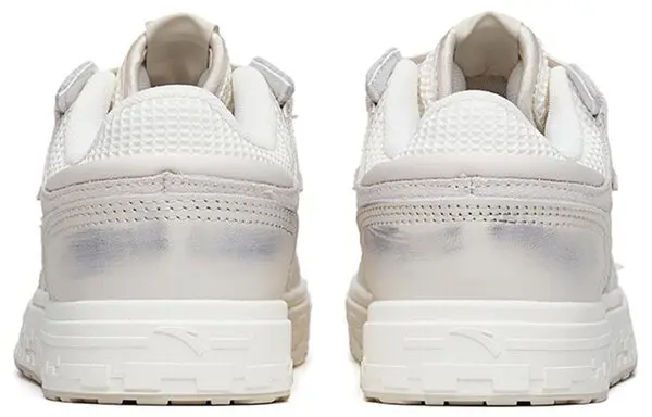 ANTA Street Naughty Low Top Sneakers