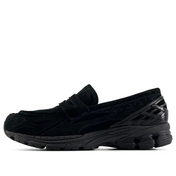 NEW BALANCE 1906l Suede Loafer Sneakers - Black/black