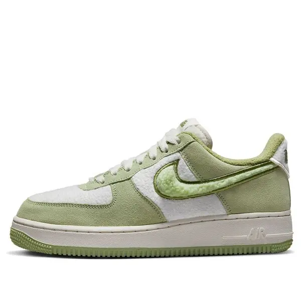 Nike Force 1 '07 Lx "fleece Honeydew" Sneakers - Green