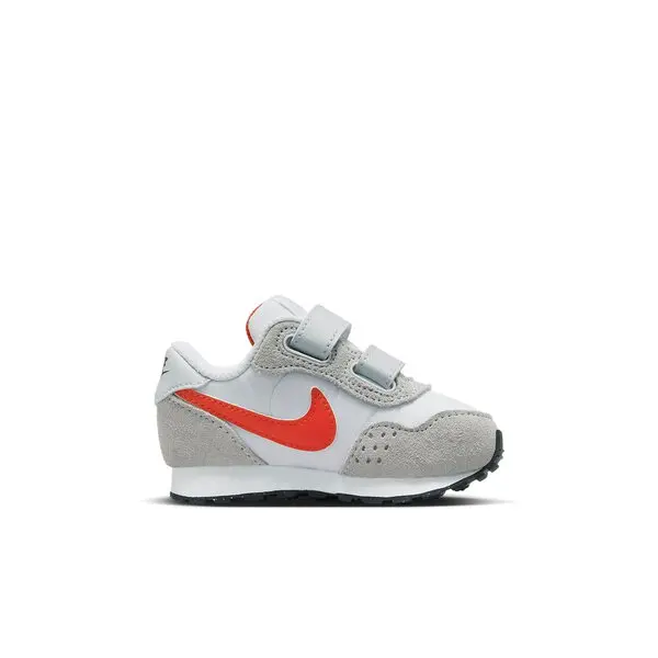 Nike Md Valiant Low Top Sneakers