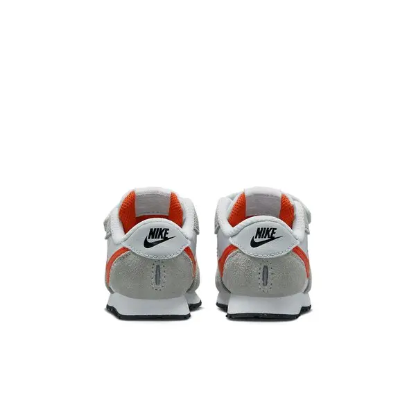 Nike Md Valiant Low Top Sneakers