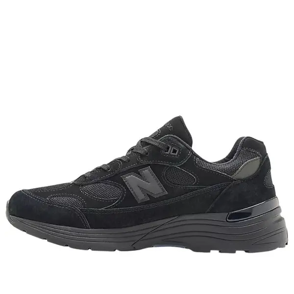 NEW BALANCE 992 Sneakers - Black