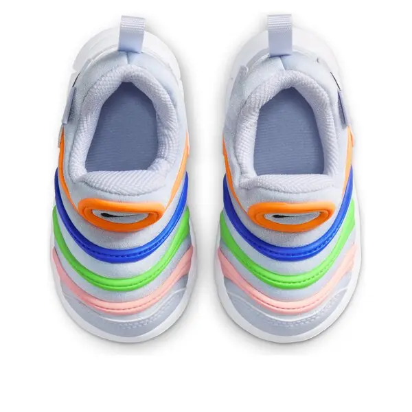 Nike Dynamo Free Sneakers