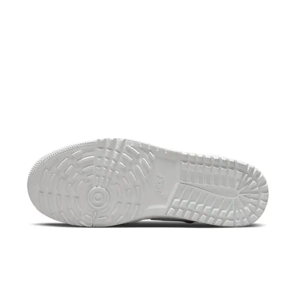 JORDAN 1 Low Og Golf "croc Effect