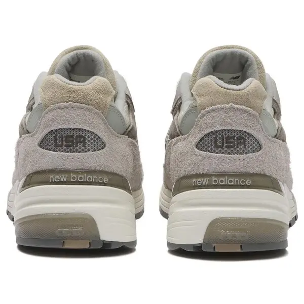 NEW BALANCE 992 Made In Usa Sneakers - Moonrock/mushroom