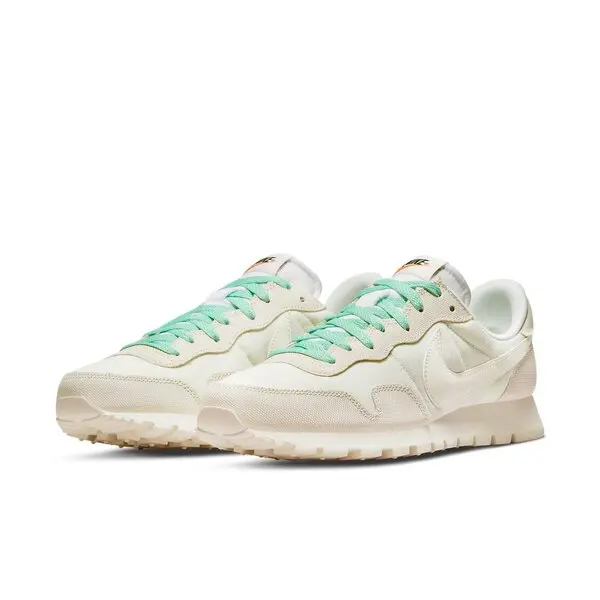 Nike Pegasus 83 Premium Sneakers - White/green