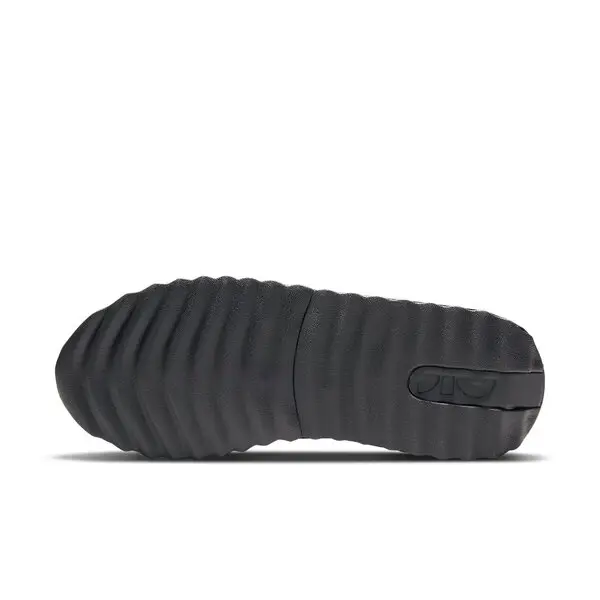 Nike Max Dawn Sneakers - Black/red