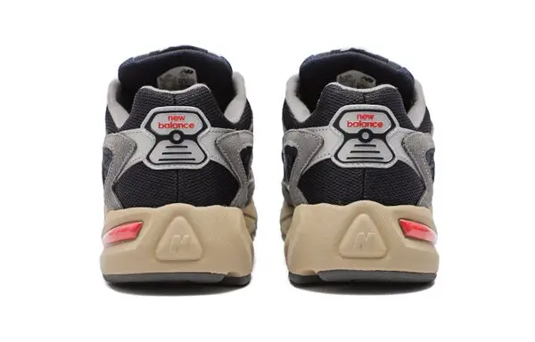 NEW BALANCE 725 "navy Grey" Athletic Sneakers - Blue