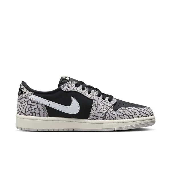JORDAN 1 Retro Low Og "black Cement - Black/muslin/tech Grey