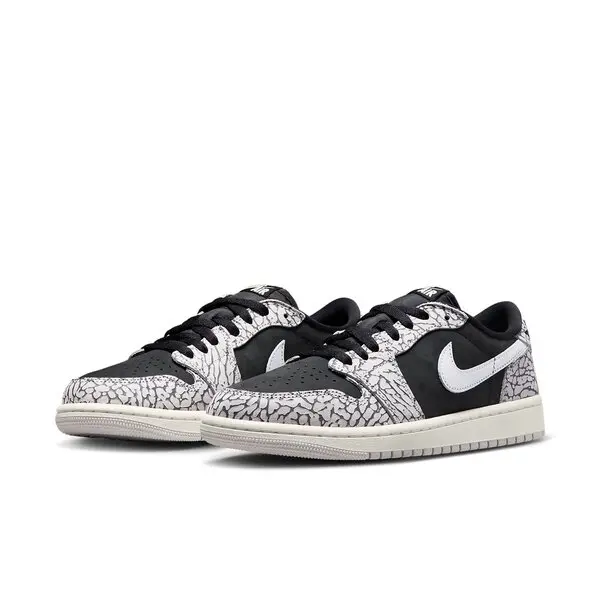 JORDAN 1 Retro Low Og "black Cement - Black/muslin/tech Grey