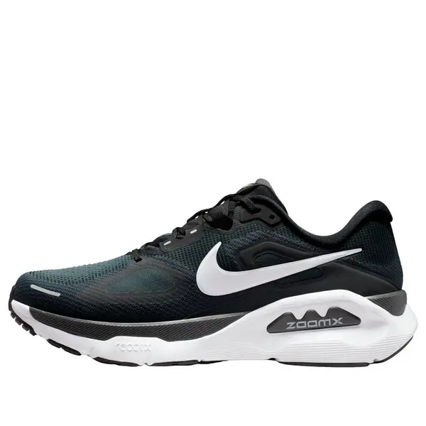 Nike Structure Plus Sneakers