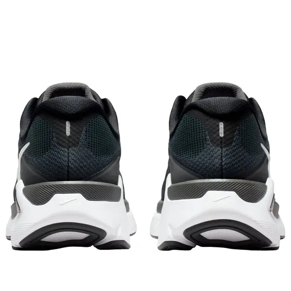 Nike Structure Plus Sneakers