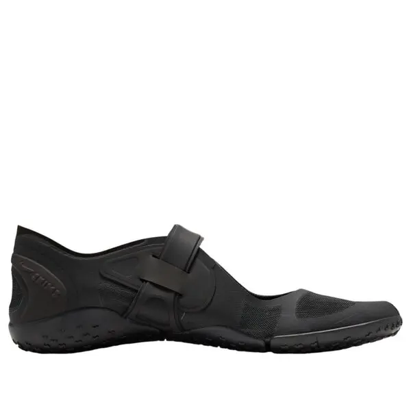 Nike X Skims Air Rift Mesh Tabi Toe Sneakers