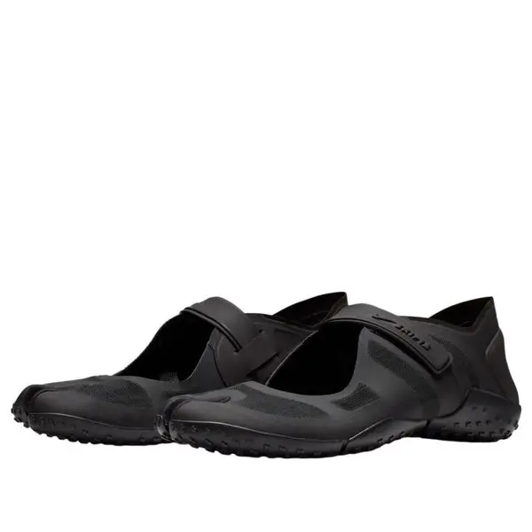 Nike X Skims Air Rift Mesh Tabi Toe Sneakers - Black