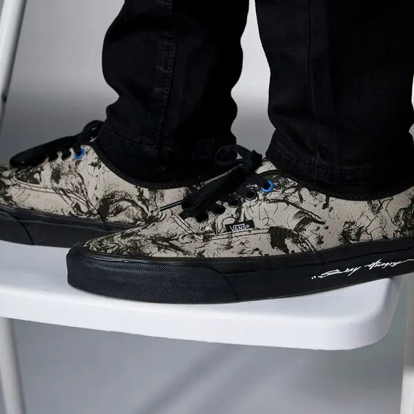 VANS Huatunan X Authentic 'year Of The Tiger' Low Top Sneakers - Black/gray