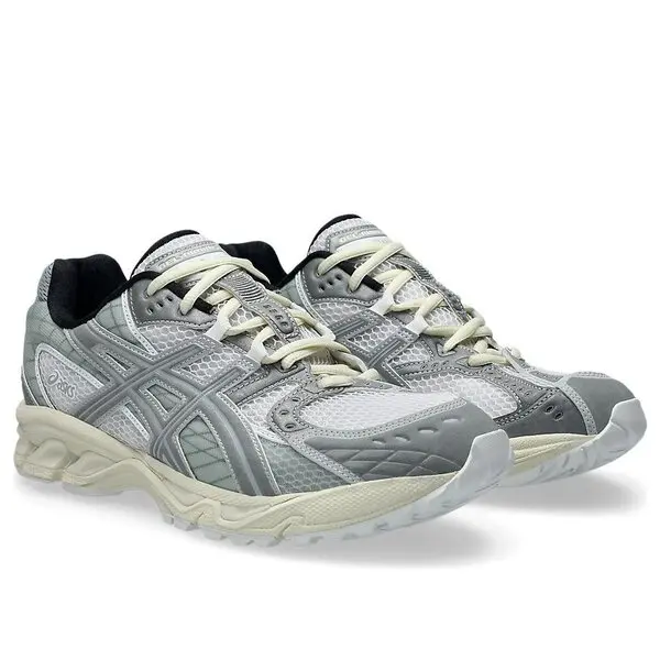 Asics Gel-nimbus .1 "min-nano" Sneakers - White/sheet Rock