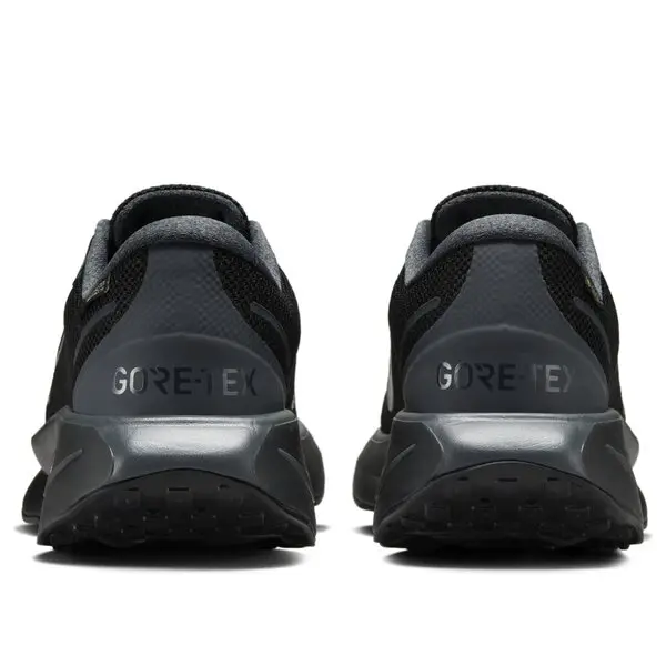 Nike Motiva Gore-tex Lace-up Sneakers