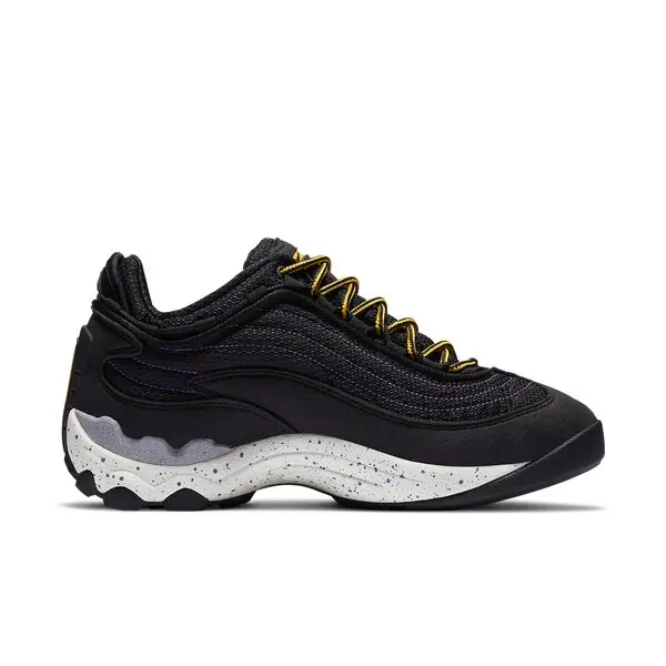 Nike Air Skarn "university Gold" Sneakers - Black