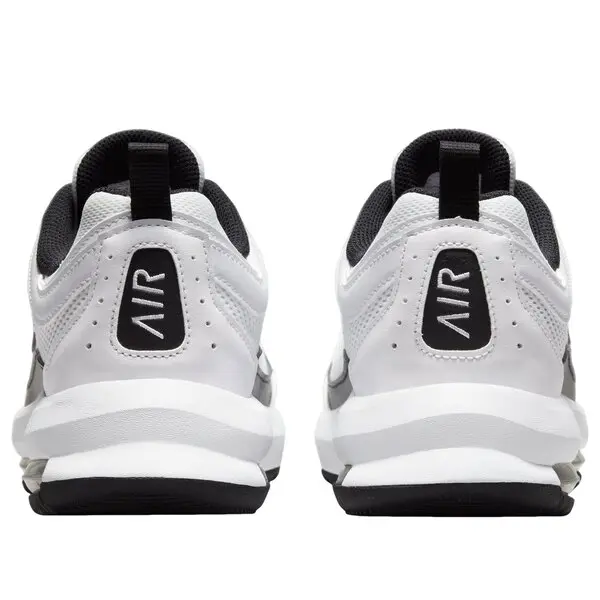 Nike Max Ap Sneakers - Black/white