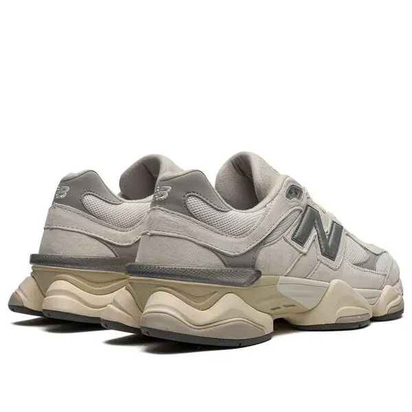NEW BALANCE 9060 Sneakers - Sea Salt/white