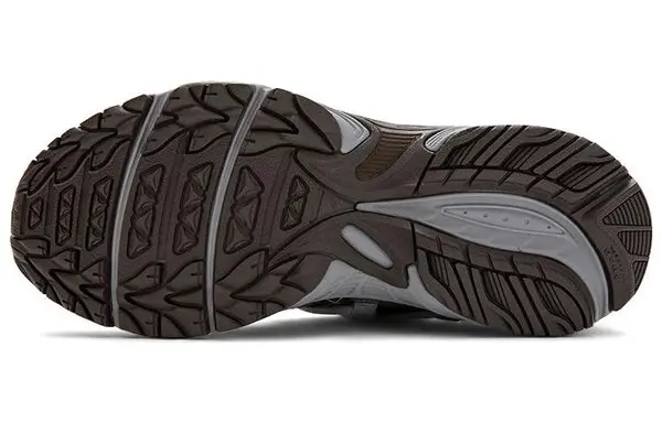 Asics Gel-kahana Tr V2 Low Top Sneakers