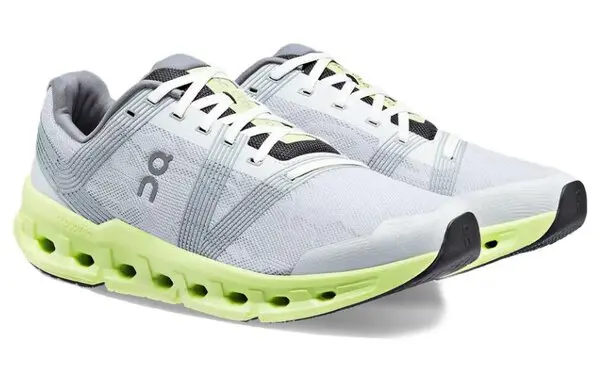 On Cloudgo Sneakers - Frost/hay