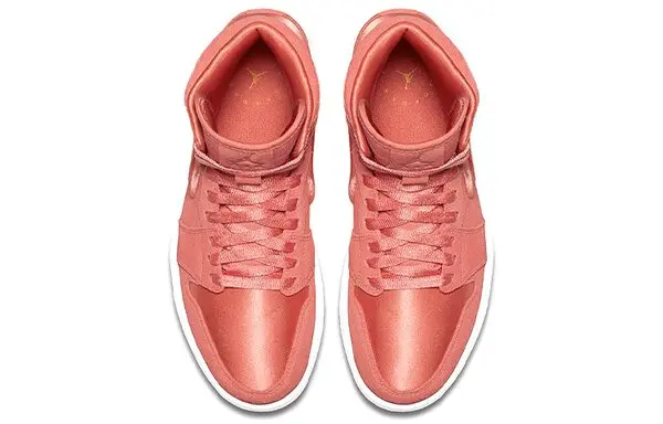 JORDAN 1 Retro High High Top Sneakers - Sunblush/white-metallic Gold