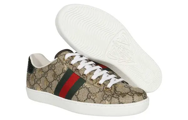 Gucci Ace Gg Supreme Bees Low Top Sneakers - Beige/ebony