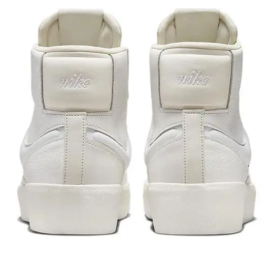 Nike Blazer Mid Victory Sneakers