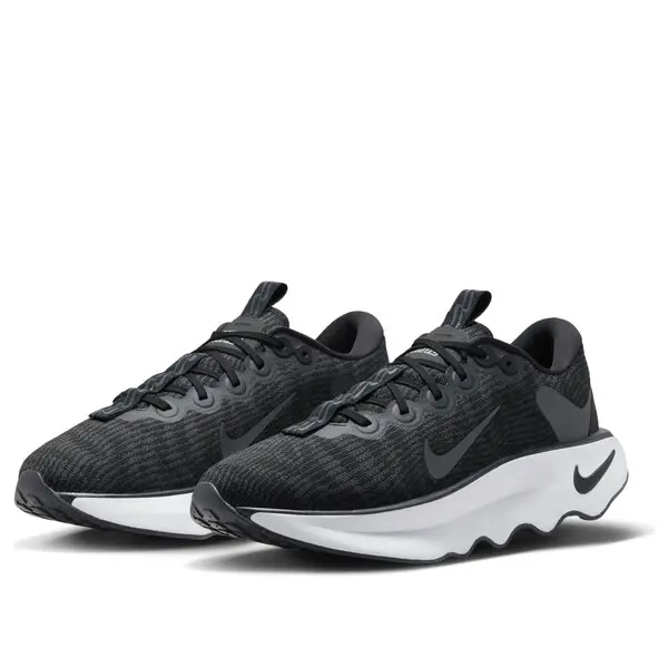 Nike Motiva Lace-up Sneakers - Black/anthracite/white