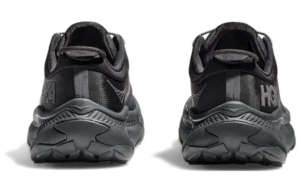 Hoka One One Transport